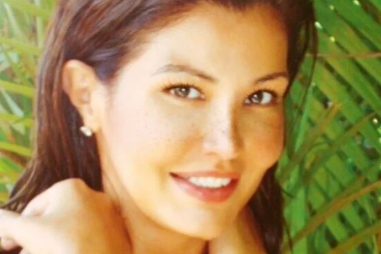 Lembra dela? Musa dos anos 80, Roberta Close celebra 60 anos; veja como ...