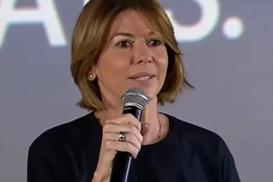 Daniela Beyruti recebe triste notícia no SBT e não tem motivos para sorrir