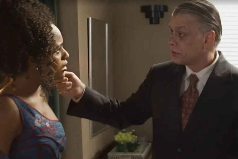 Garota do Momento: Juliano comete ato criminoso e perverso com Beatriz